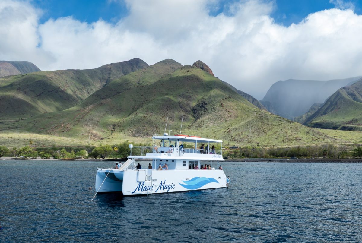 Morning Molokini Adventure Snorkel - Maui Magic Snorkel - Molokini ...